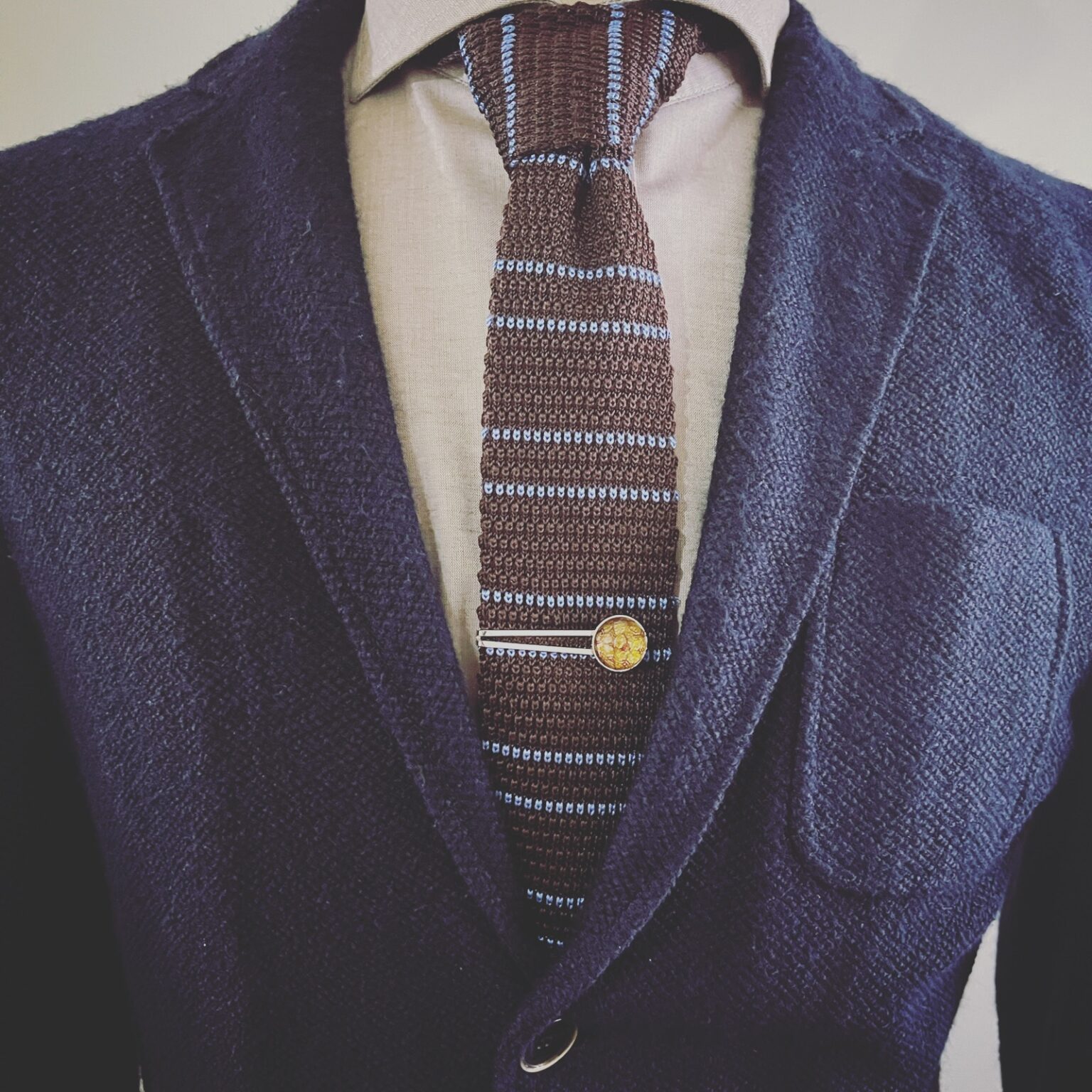 Fashionable accent for neckties - TAMARUSAN JOURNAL